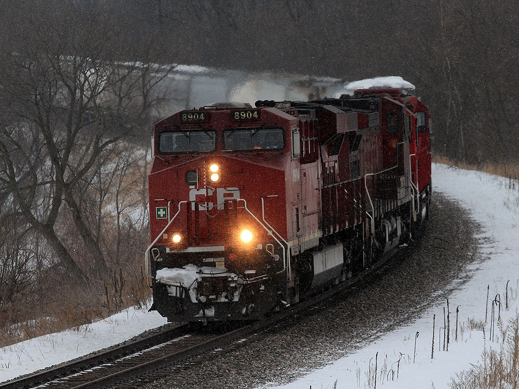 CP 8904